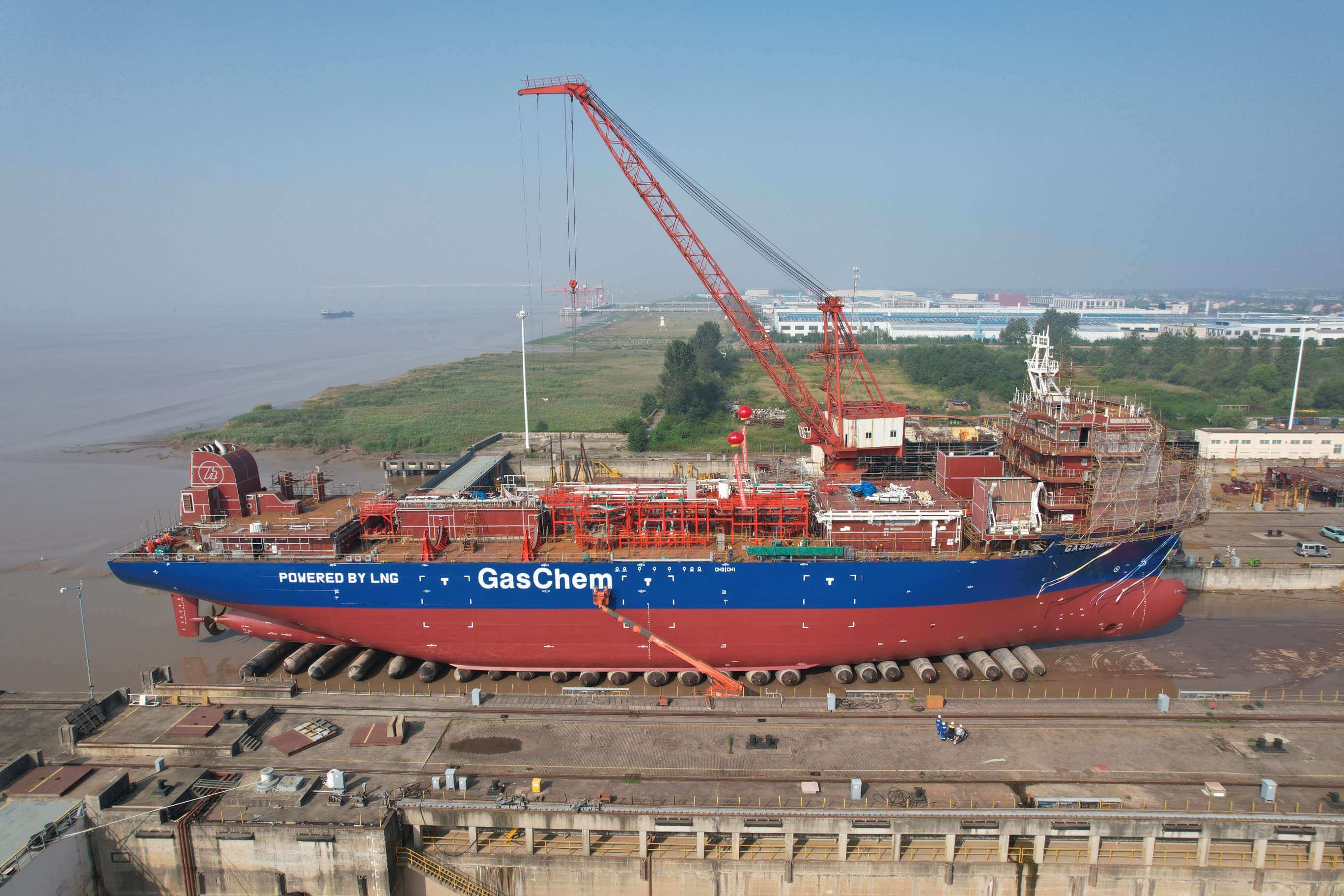 CIMC SOE's 7,200m³ LEG bow vessel was successfully launched